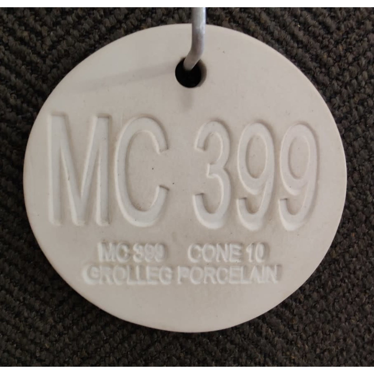 Grolleg Porcelain MC399, Cone 9-12, 25 LB Bag (Alligator Clay ...